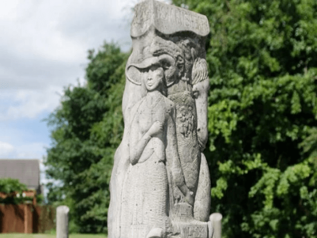 “A fine lady upon a white horse …” – The Old Roads of Derbyshire
